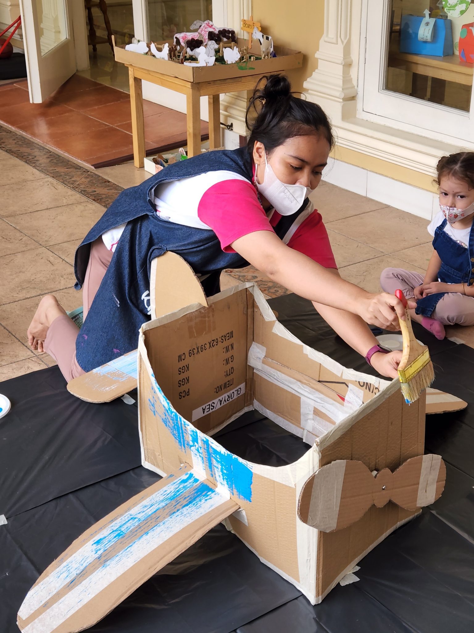 Aeroplane from Recycled Boxes | Kipinä